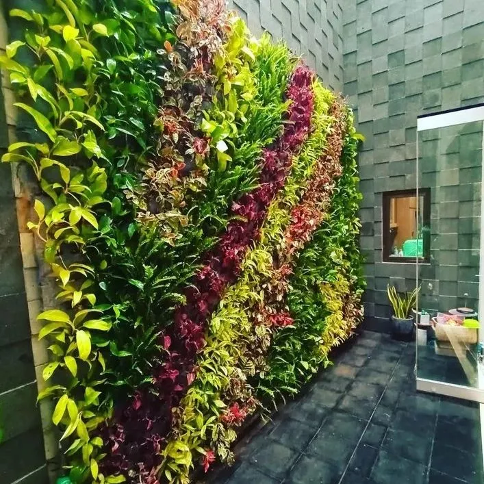 Vertical Garden Pot dengan Penyiraman Otomatis - Warung Tanaman